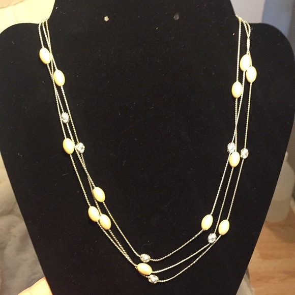 Monet | Jewelry | Vintage Monet Pearl And Rhinestone Necklace | Poshmark